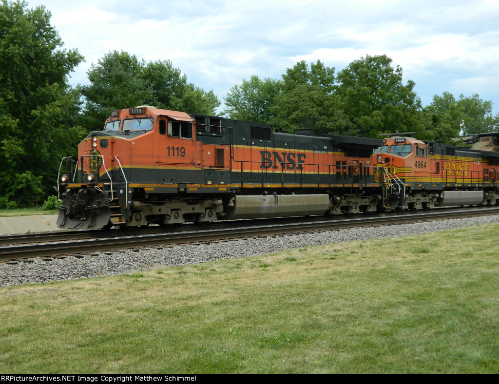 BNSF 1119